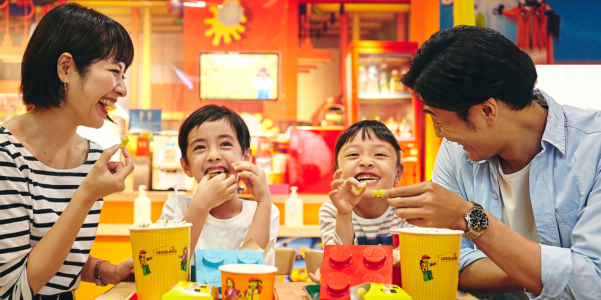 Cafeteria | LEGOLAND Discovery Center Tokyo